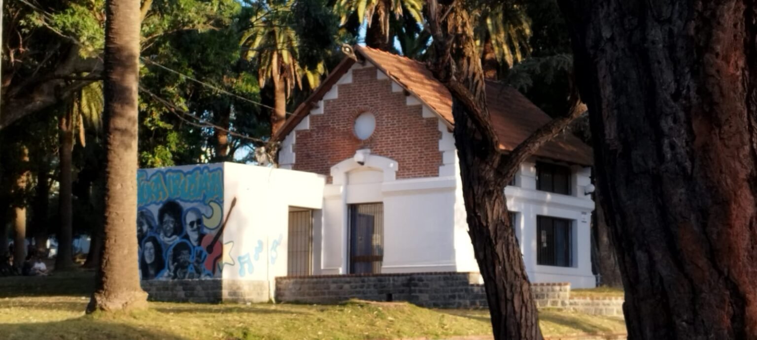 ¡El Parque Rodó se Renueva! Conoce los Nuevos Baños Públicos Modernos y ...